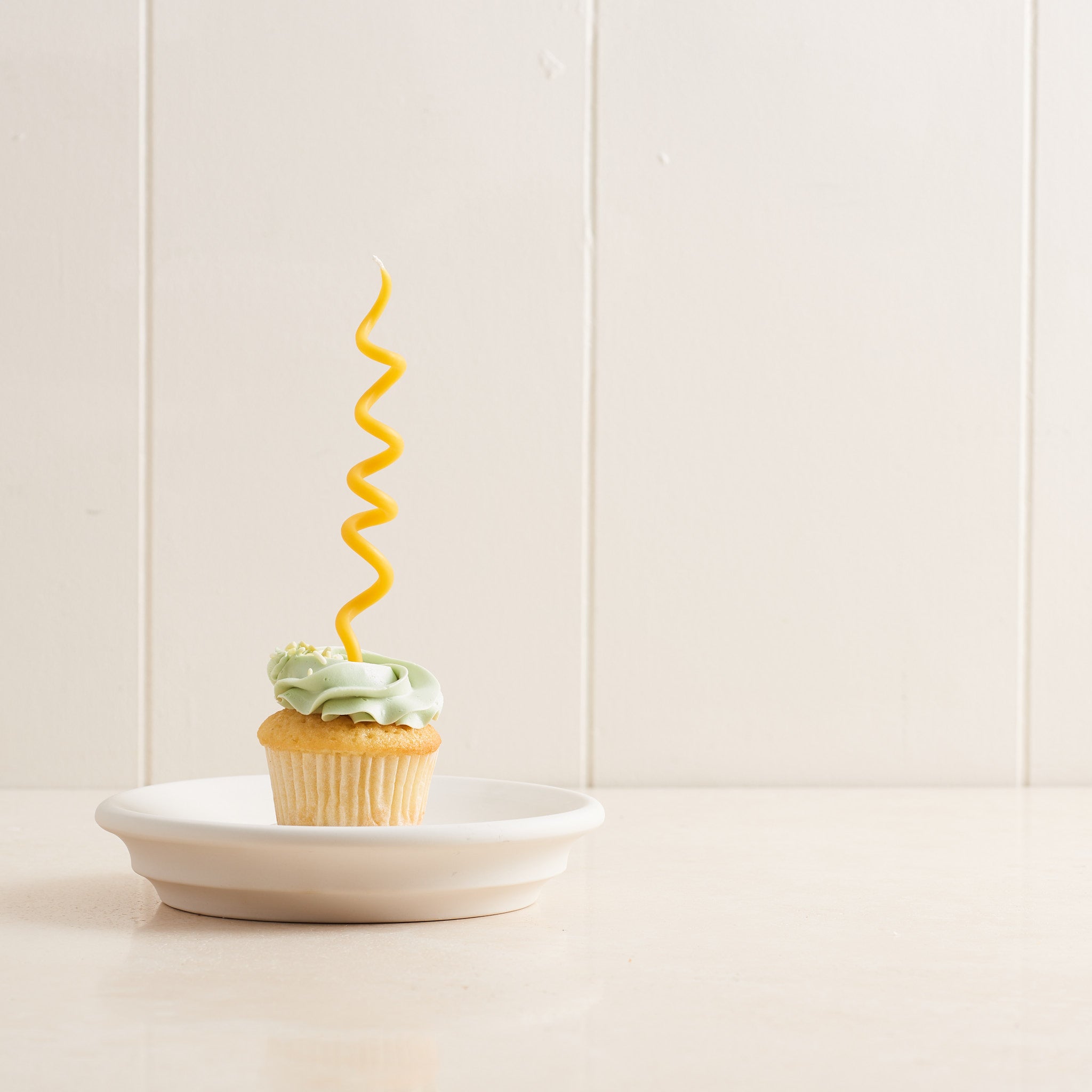 Beeswax birthday twirl candle – Three Bales Home Supply