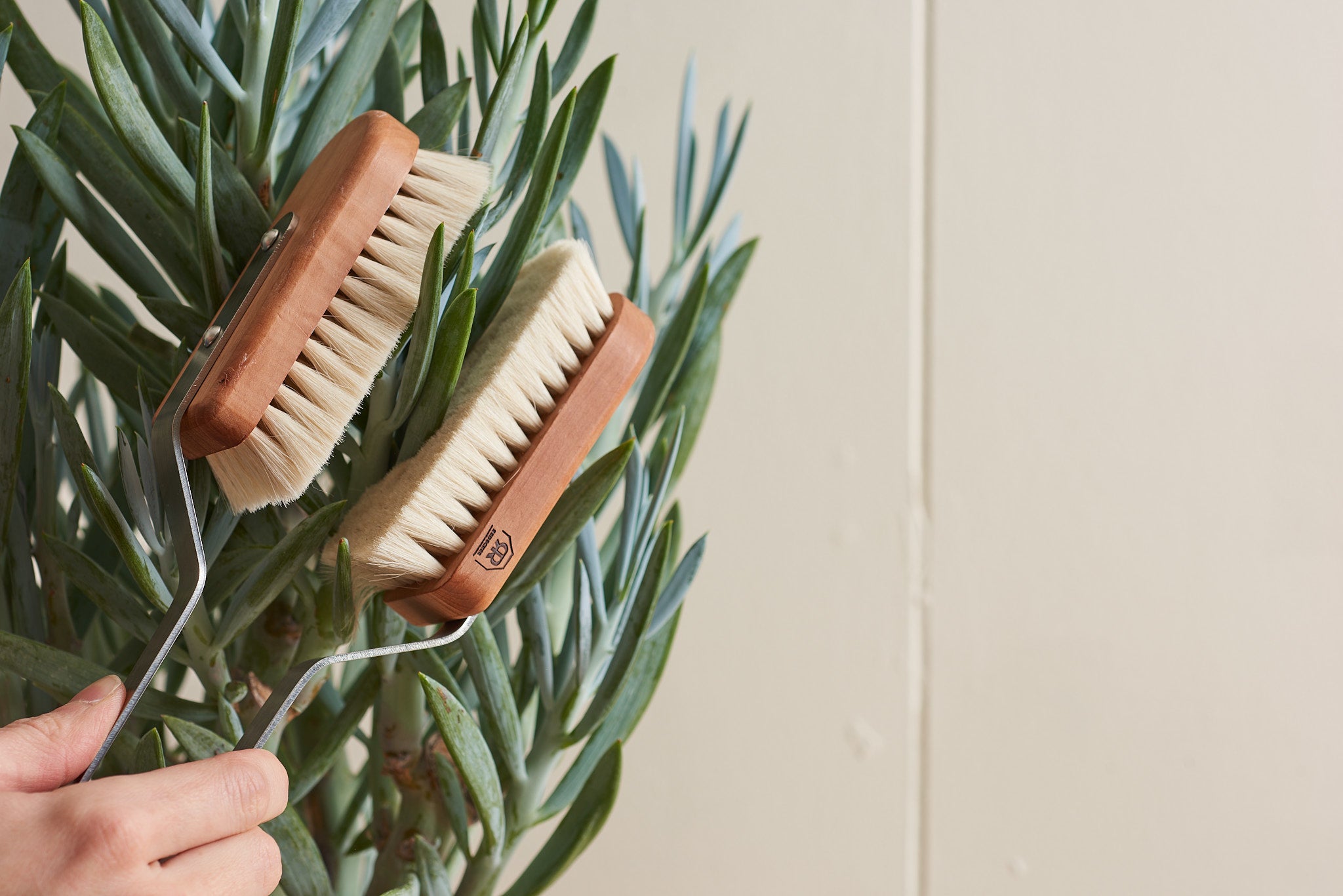 Houseplant Duster – Three Bales Home Supply